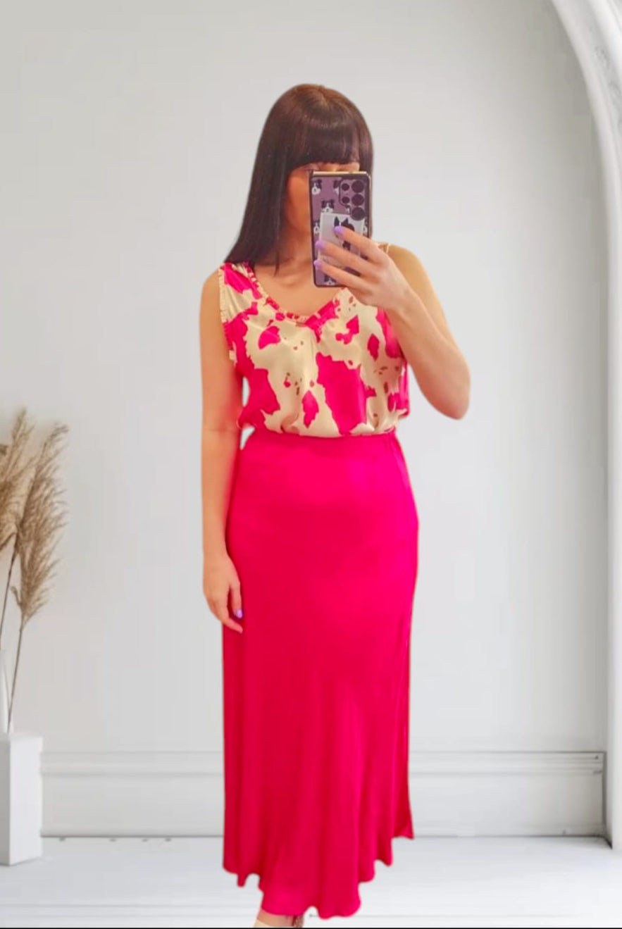 Satin Flair Skirt Cerise – Goose Island